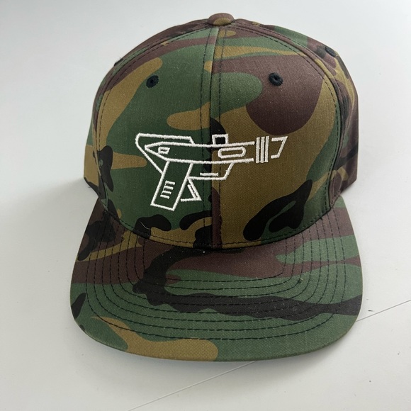 The Classic | Accessories | Vintage Camo Hat | Poshmark